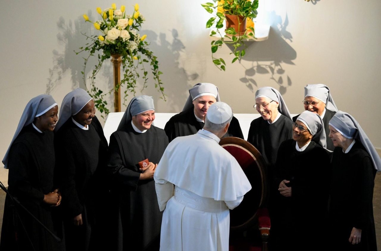 Pope's Visit to our Home in Istanbul - Little Sisters of the Poor